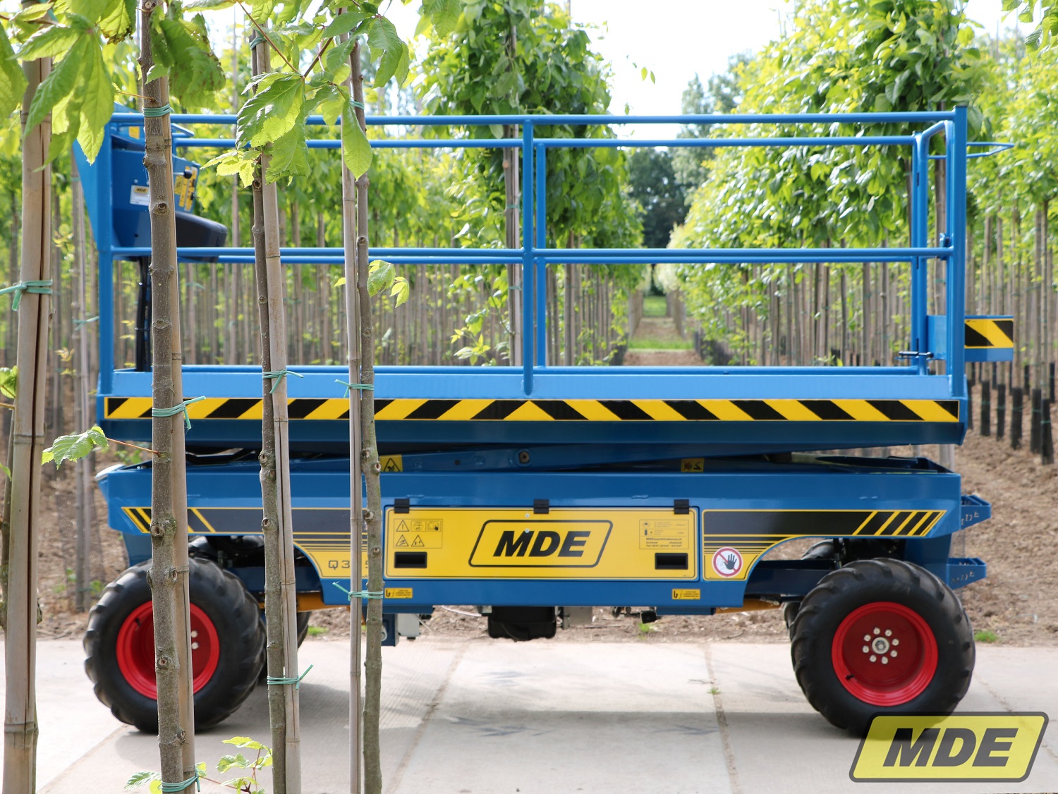 MDE Pruning platform Quatro 325B - Powerful and stable