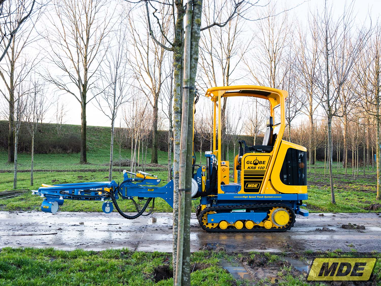 MDE Tree binderr Globe KRB100 - Tying trees for transport