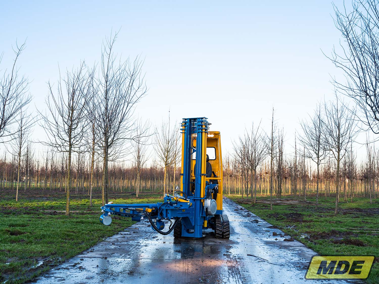 MDE Tree binderr Globe KRB100 - Tying trees for transport