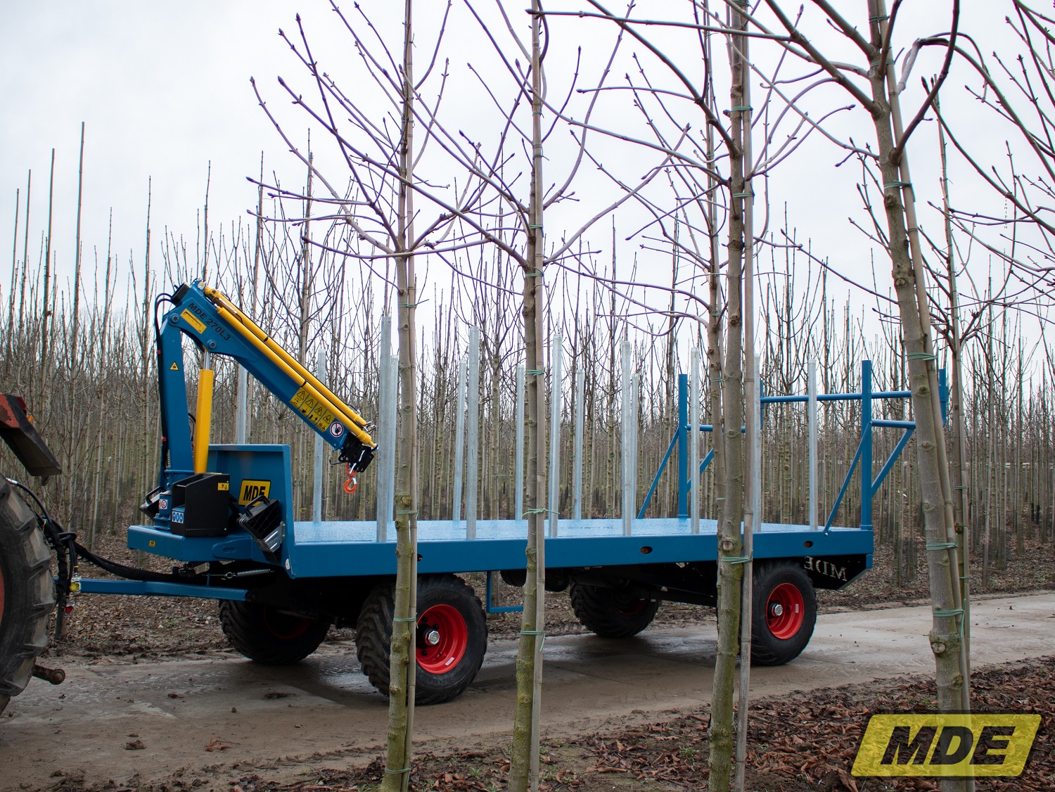 MDE Tree Transport Trailer BTW4x0 + Tree Loading Crane | MDE Machinebouw