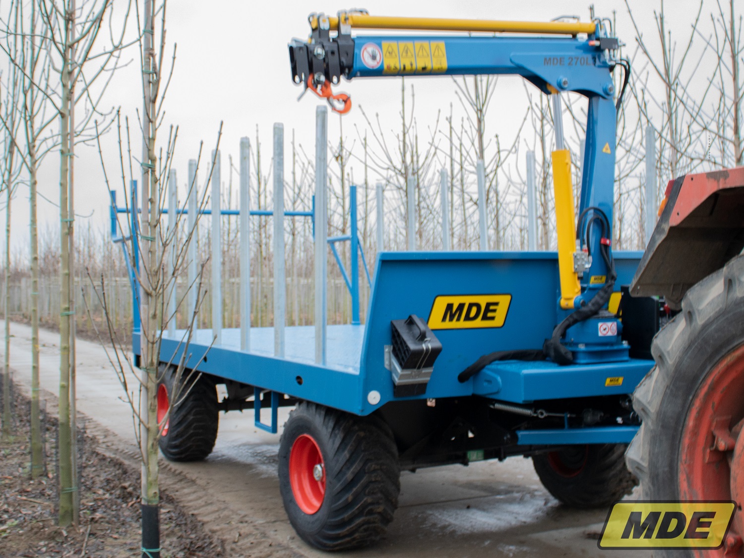 MDE Tree Transport Trailer BTW4x0 + Tree Loading Crane | MDE Machinebouw