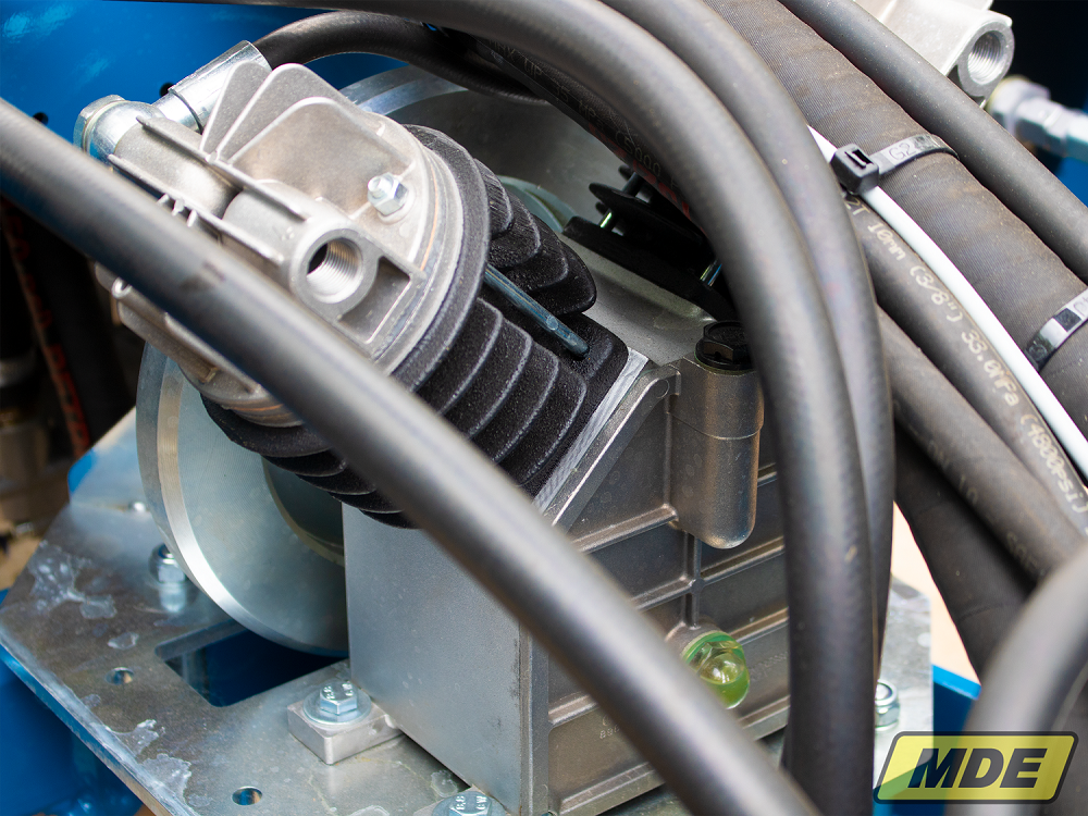 Hydraulic compressor with Orion couplings - durable and efficient