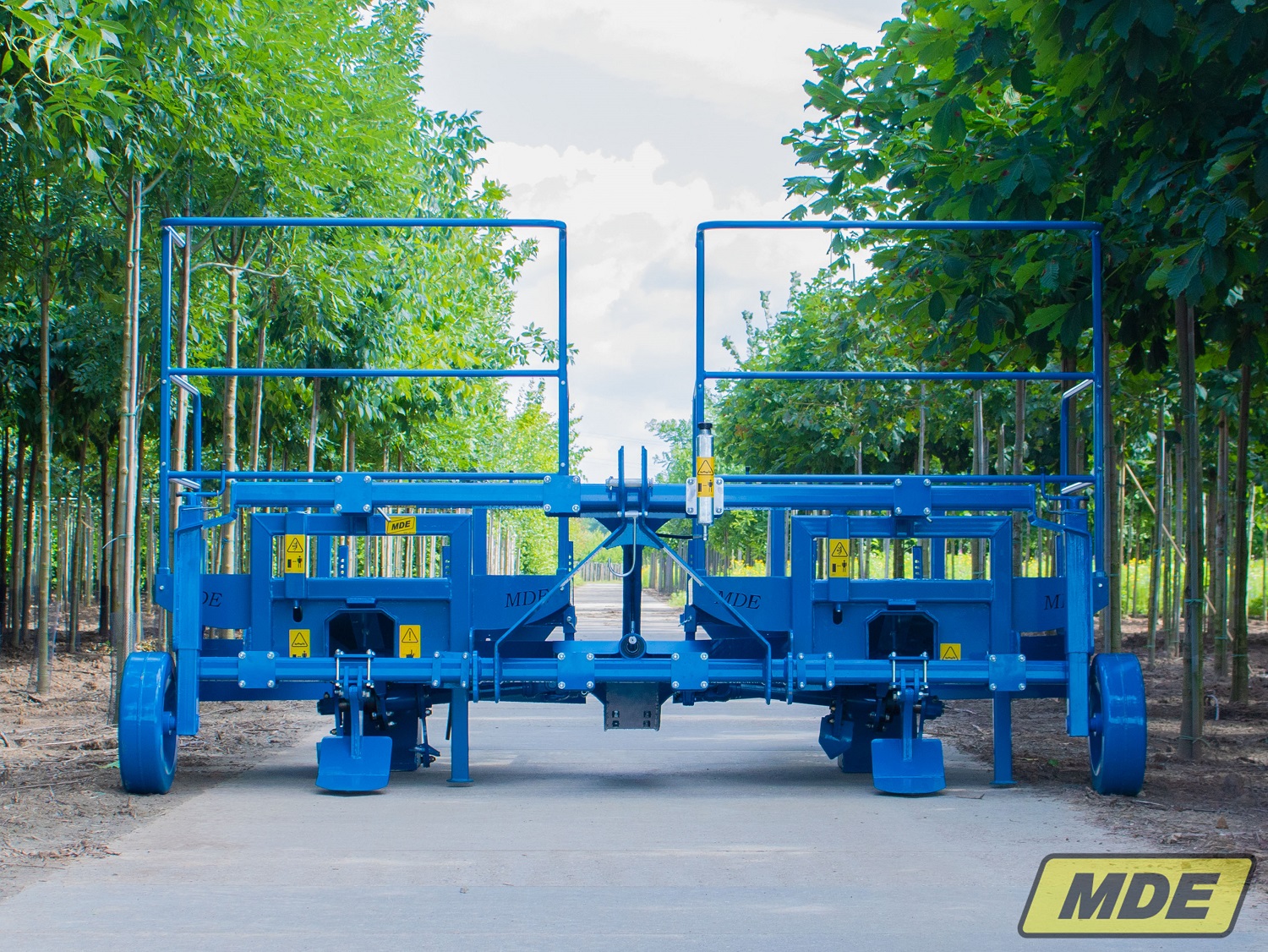 MDE Planting Machine PM30 Twin | Planting Trees | MDE Machinebouw