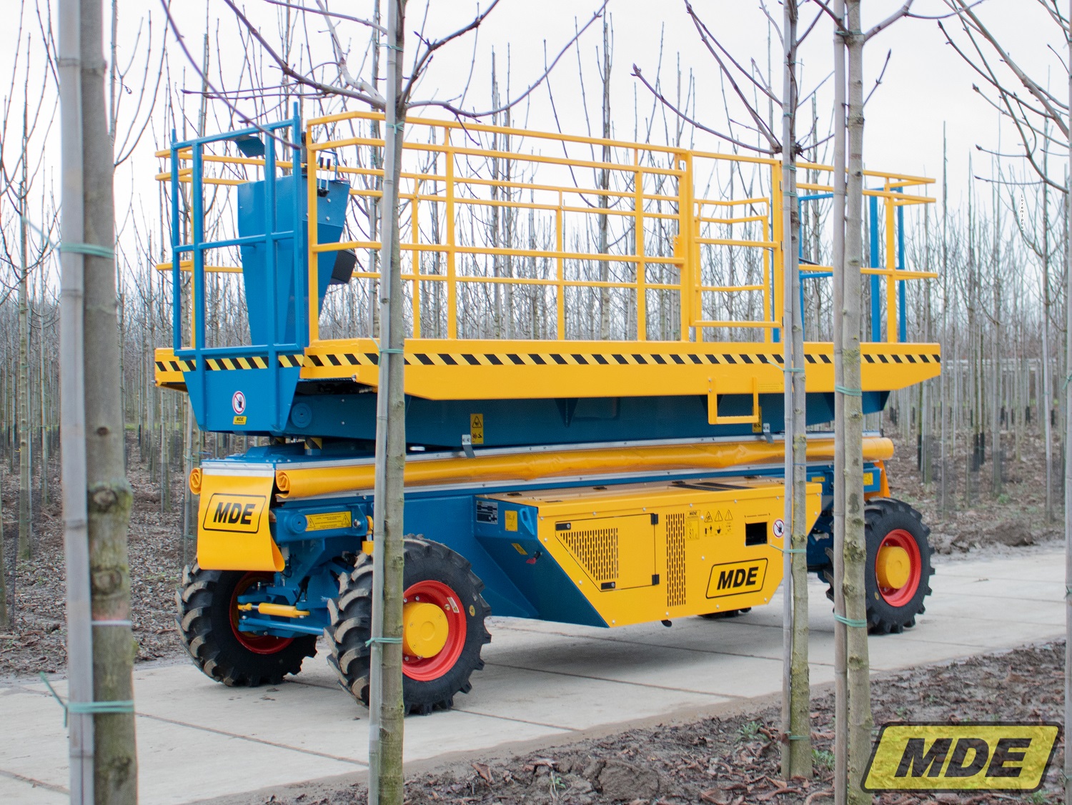 MDE Pruning platform Quatro 600 - Powerful boom lift for nurseries