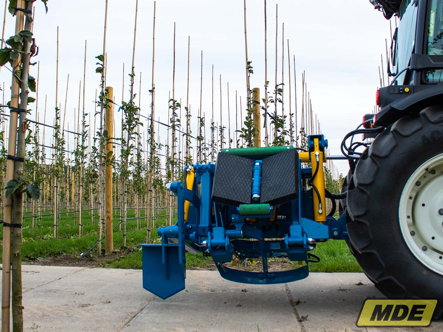 MDE Bare Root Digging Unit S50 for Tractor